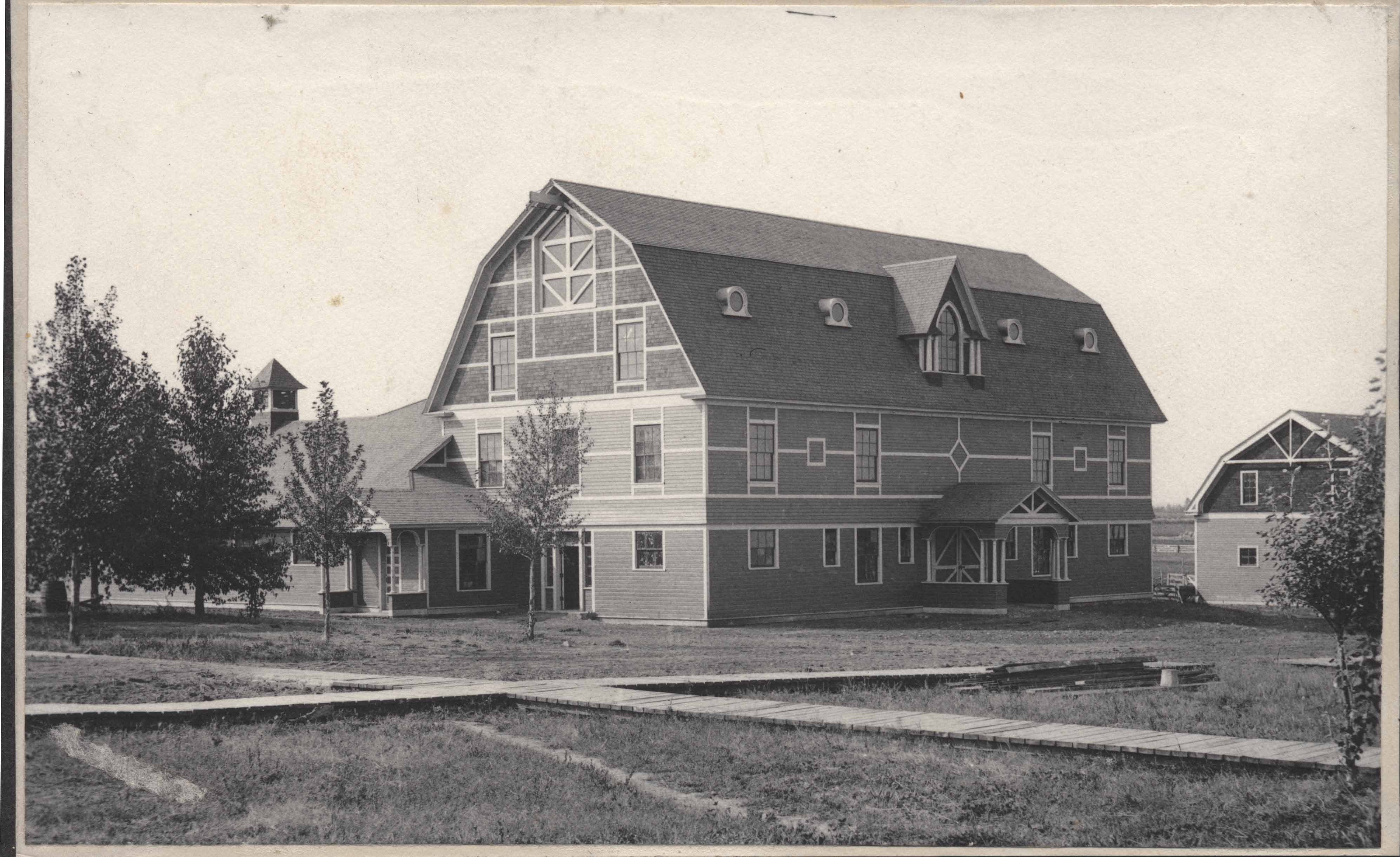 Dairy Barn, 1906